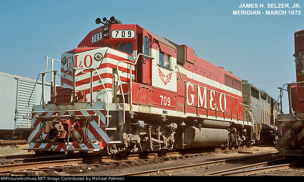 GM&O GP38 709
